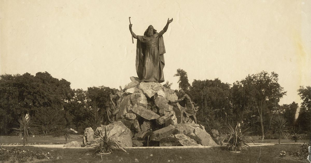 Moses, Washington Park