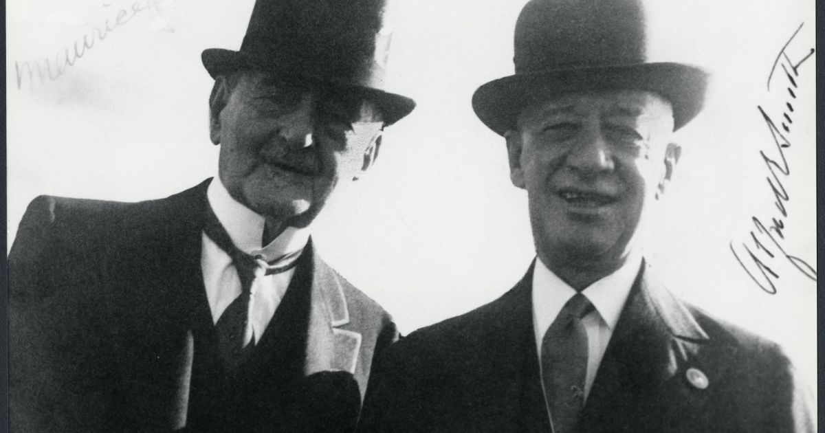 Dr. Maurice Lewi with Alfred E. Smith at the New York World's Fair