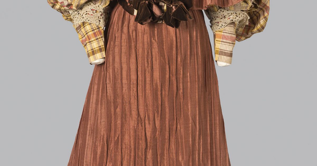 Brown and Plaid Day Ensemble